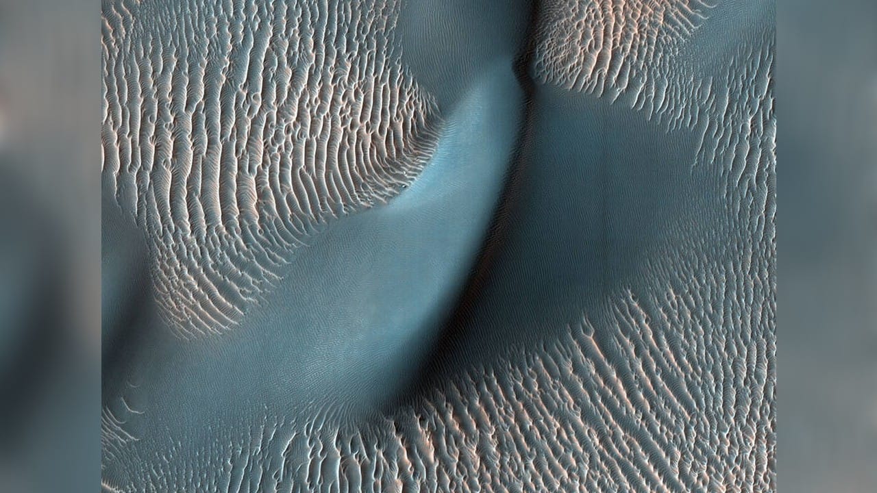 Stunning images of Red Planet captured by Mars Reconnaissance Orbiter