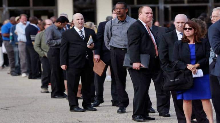 US weekly jobless claims unexpectedly increase to 898,000