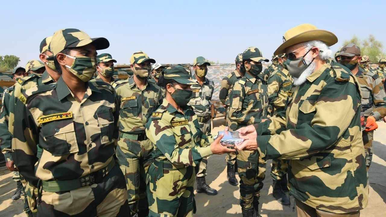 Diwali 2020: PM Narendra Modi spends time with soldiers at Longewala ...