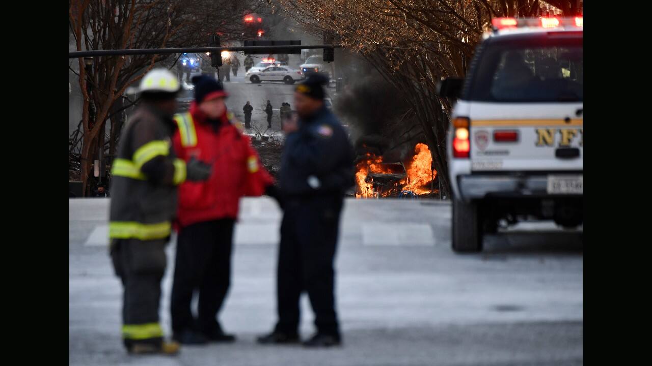 Vehicle explosion rocks downtown Nashville on Christmas, knocks ...