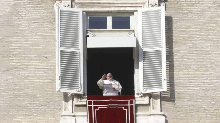 Pope Francis to skip Good Friday procession due to cold weather