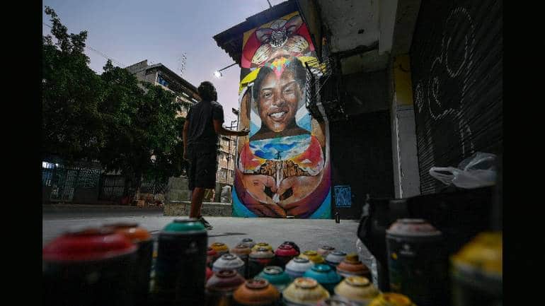 Venezuelan street artist seeks to inspire