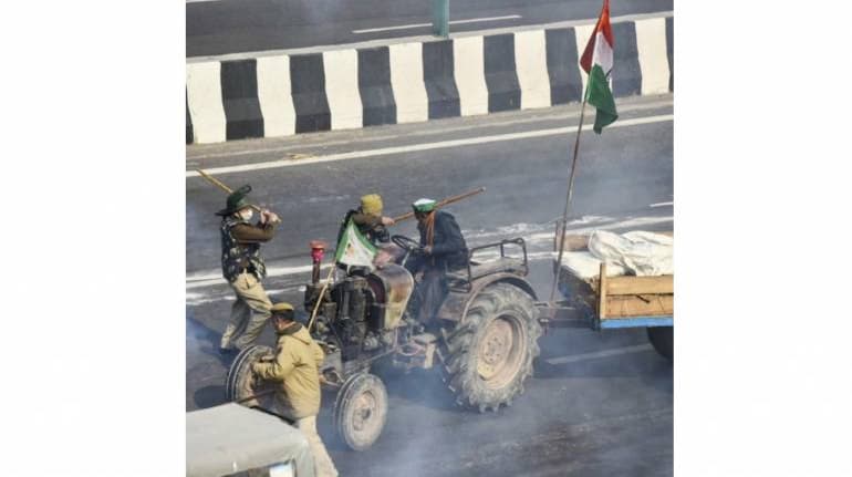 Farmers' protest | Over 80 Delhi Police personnel injured in violence ...