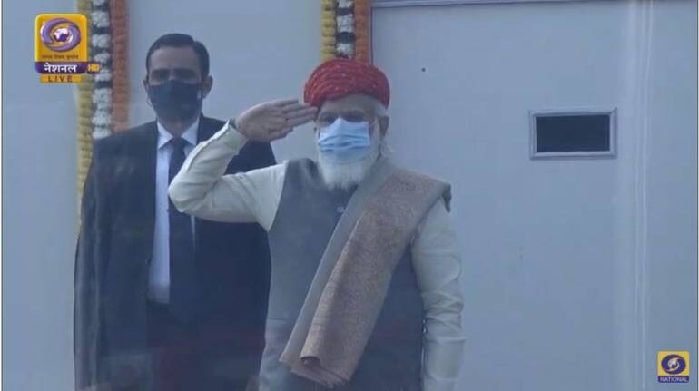 PM Narendra Modi dons special turban from Jamnagar at 72nd Republic Day