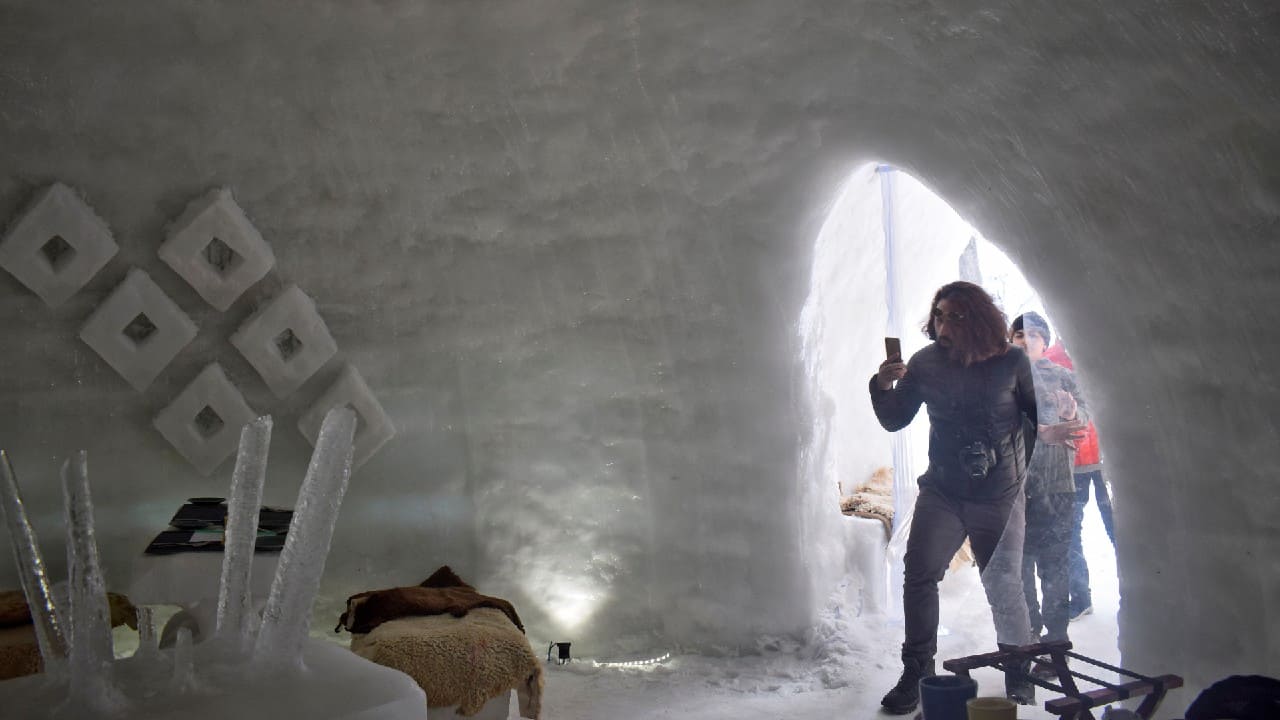 India's first Igloo Cafe opens in Kashmir's Gulmarg; here's a sneak ...