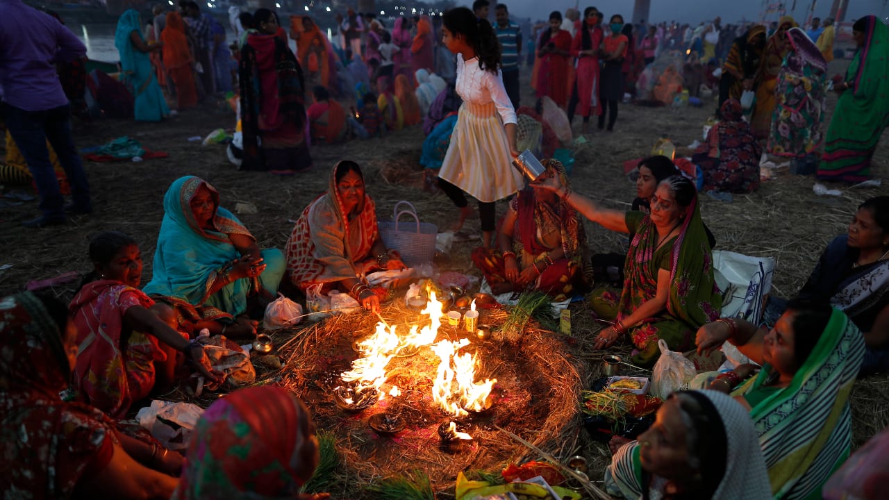 Hindus celebrate Maghi Purnima during annual traditional fair of 'Magh ...