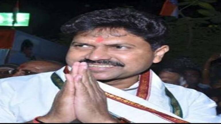 Dadra and Nagar MP Mohan Delkar found dead in South Mumbai hotel ...
