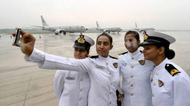 International Women's Day 2021: Indian Navy deploys lady officers on ...