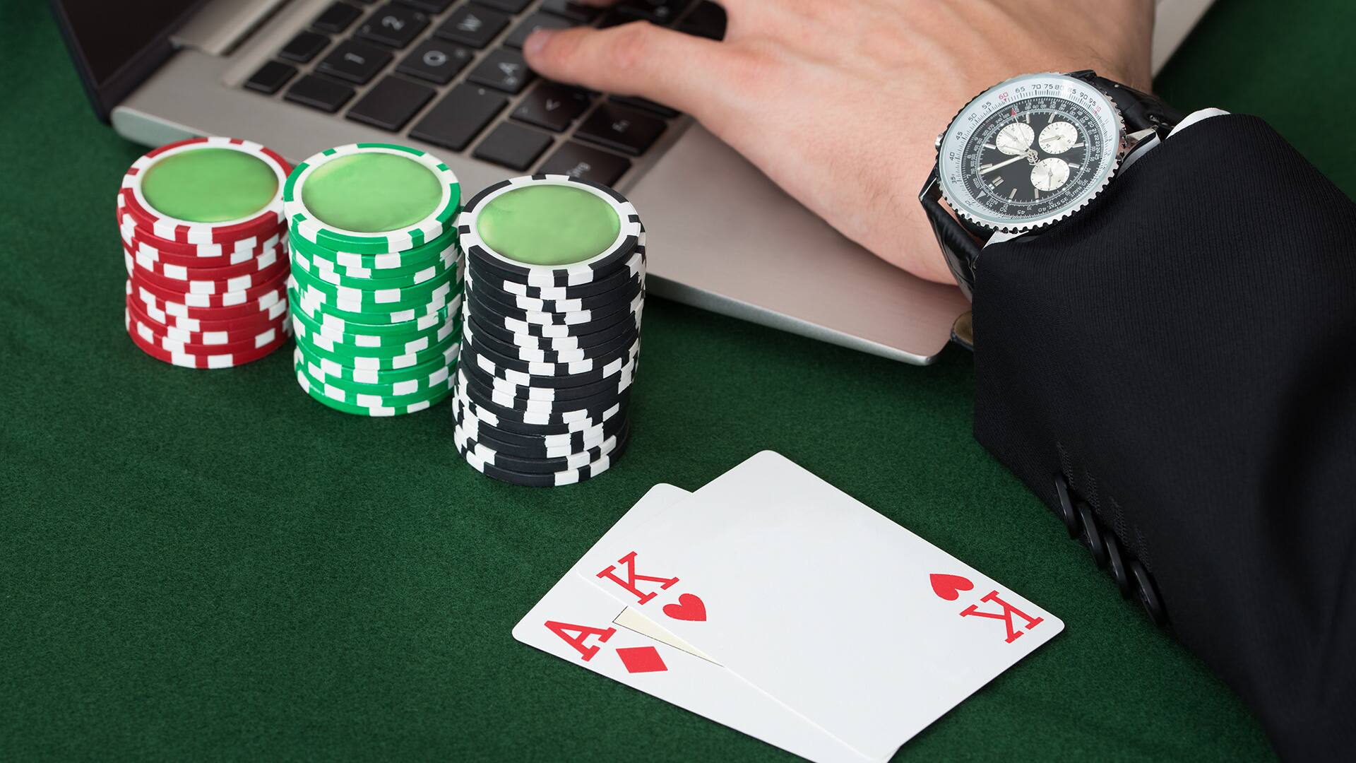 Spartan Poker Presents Poker for People (PFP) at Moneycontrol | Play ...