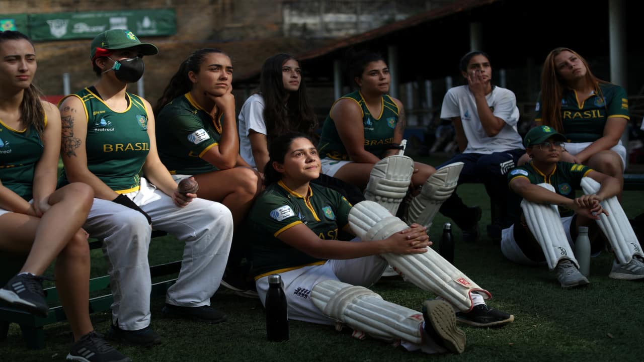 Cricket bat shortage: Brazilians start manufacturing their own as sport ...