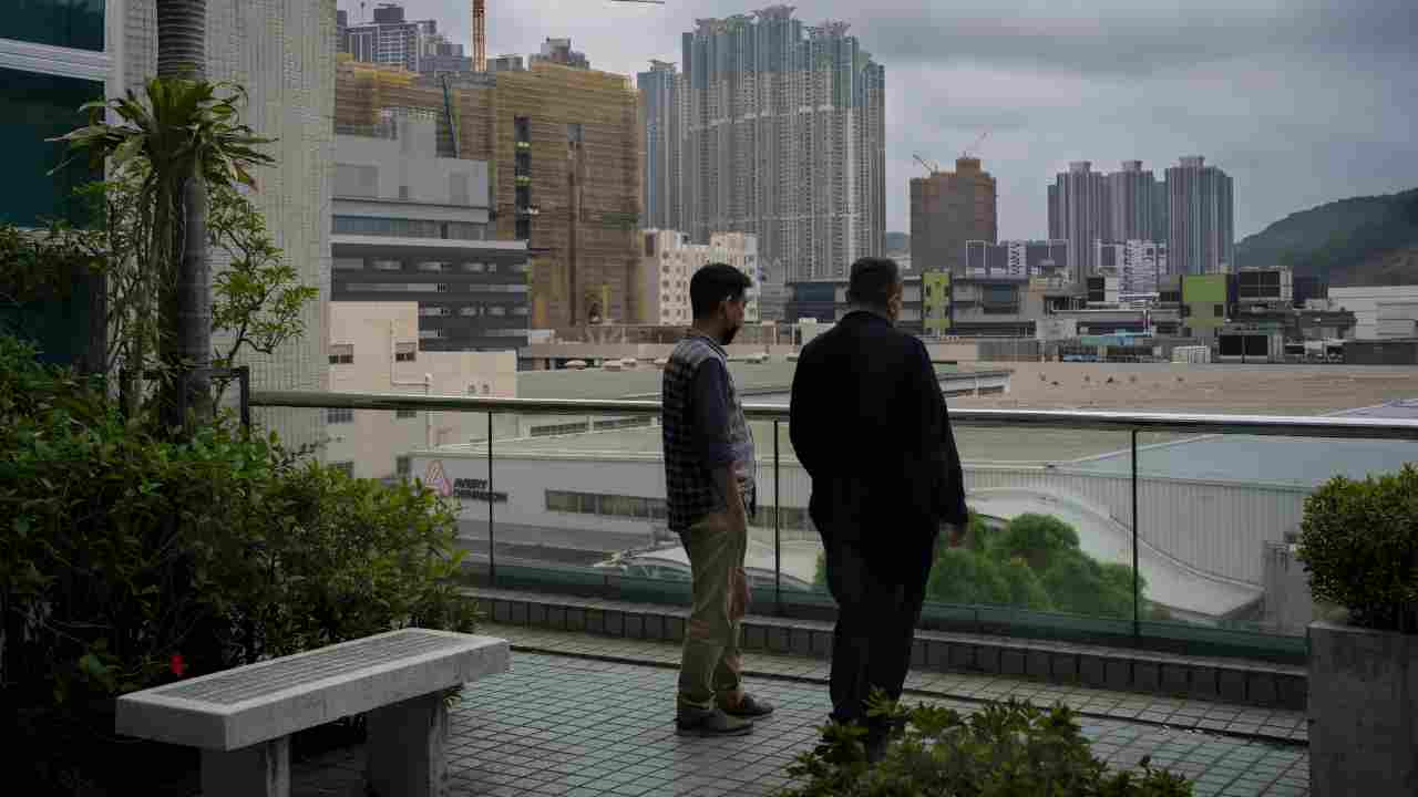 See pictures from China's crackdown on Apple Daily, the Hong Kong pro ...
