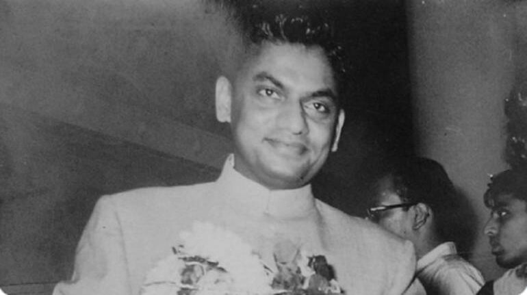 Anand Mahindras Fathers Day Post Sheds Light On Mandms Decades Old Relation With Jeep