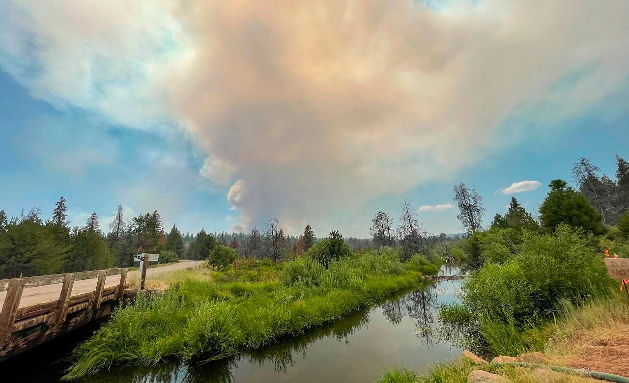 In Pics | Massive wildfire in the US West brings smoke over to the East ...