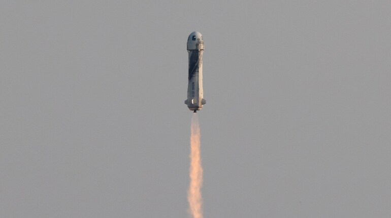 Jeff Bezos completes short trip to space in Blue Origin rocket, voyage ...