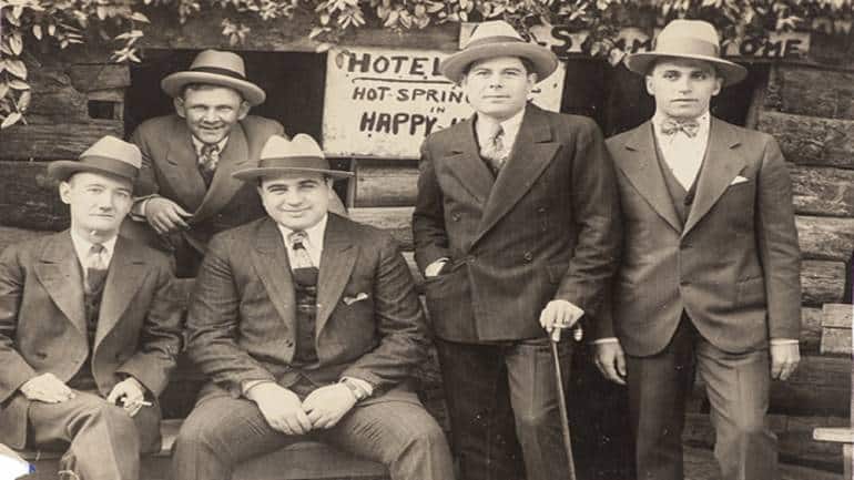 Al Capone's belongings to be auctioned off