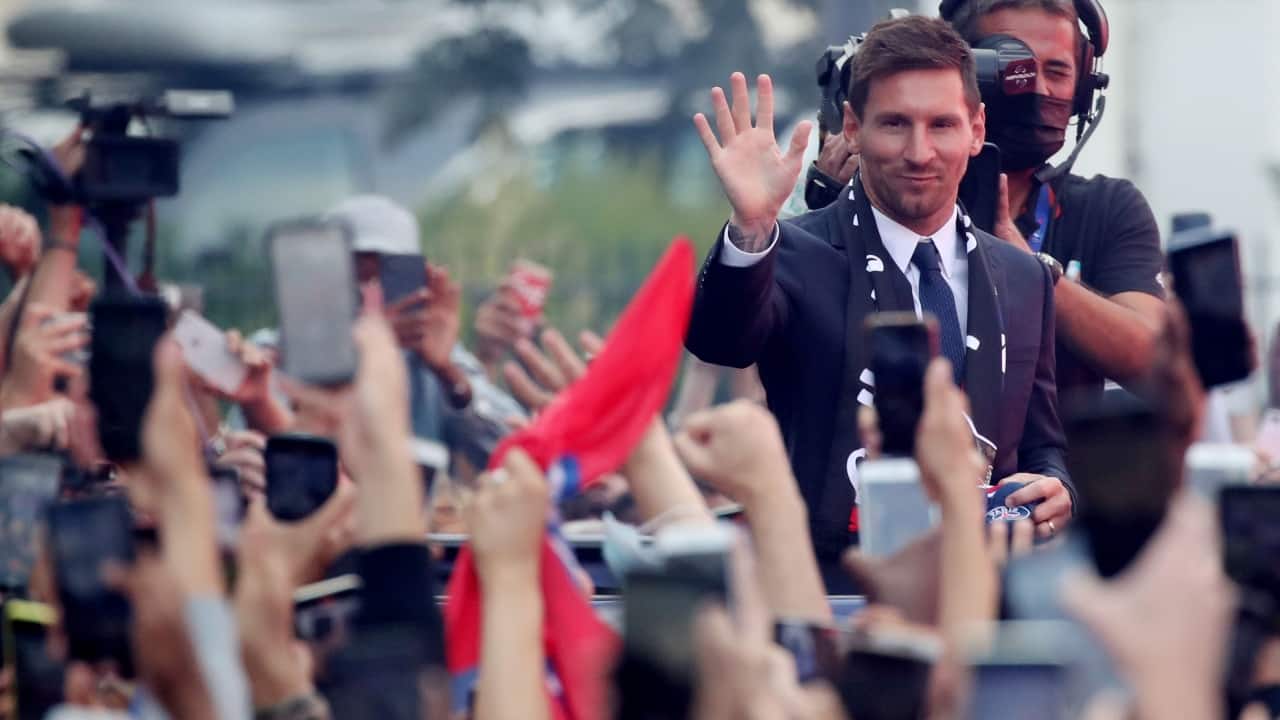 Lionel Messi 'extremely happy' after joining PSG, says he is dreaming ...