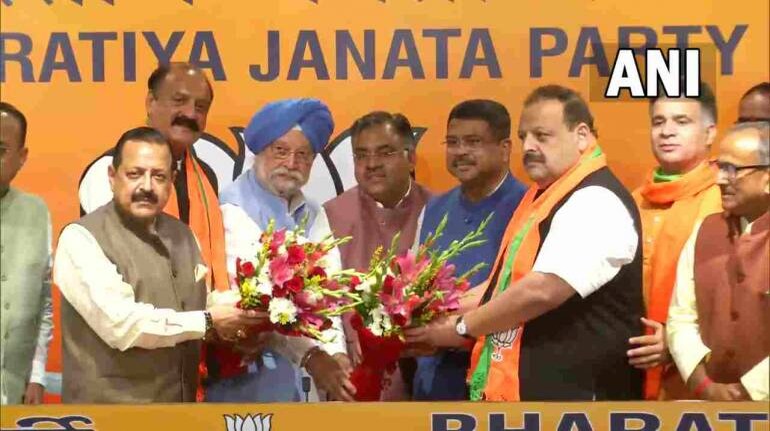 After resigning from National Conference, Devender Rana, Surjit Singh ...