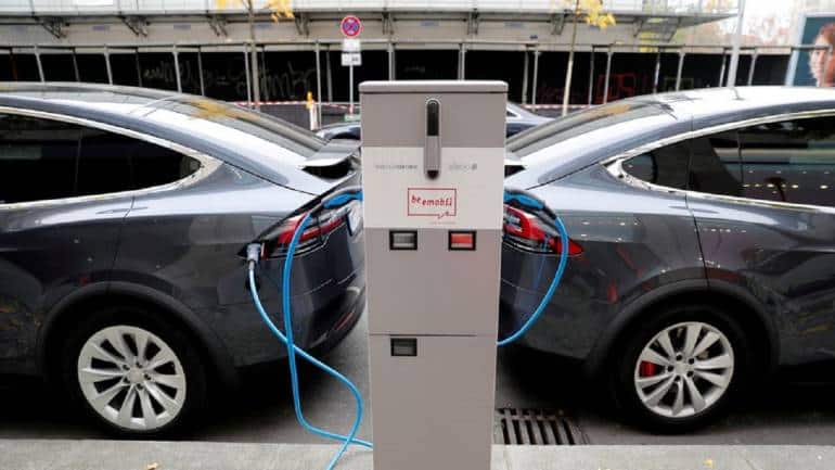 China auto show highlights intense electric car competition