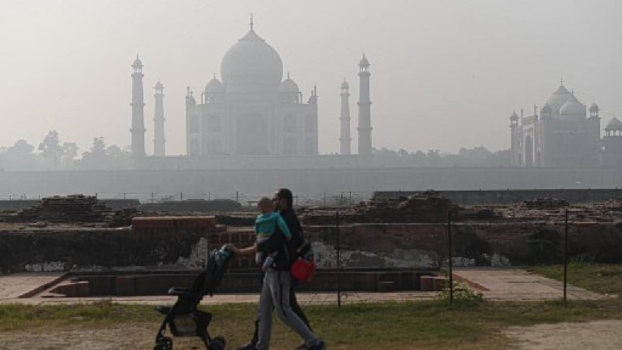 India welcomes back tourists but smog shrouds Taj Mahal | Moneycontrol News