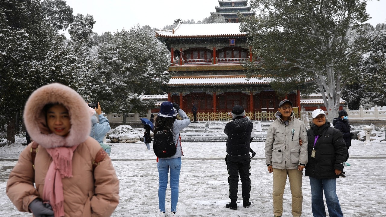 Winter is here, early snowstorm blankets China’s capital