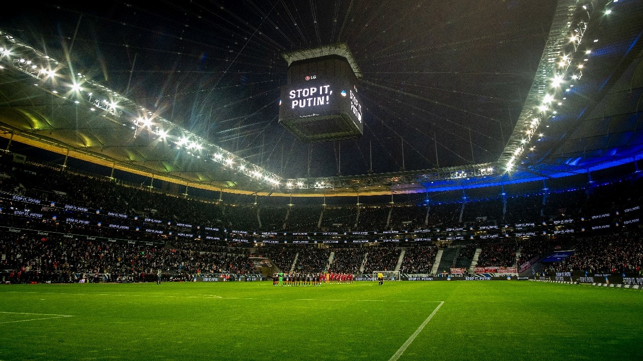 Russia-Ukraine Conflict | Sports world lets Ukrainian colours fly