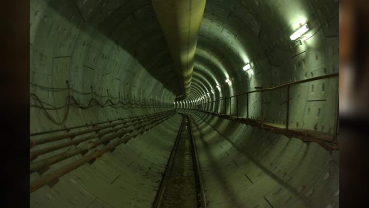 India’s first underwater metro tunnel in Kolkata will be functional by ...