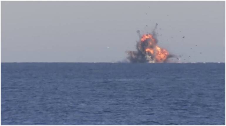 Viral video claims to show Ukraine missile blowing up Russian warship ...