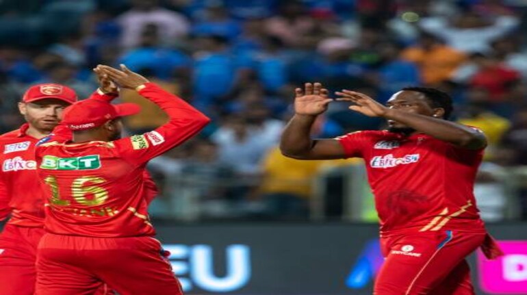 PBKS vs MI IPL 2022 | Odean Smith goes from villain to hero!