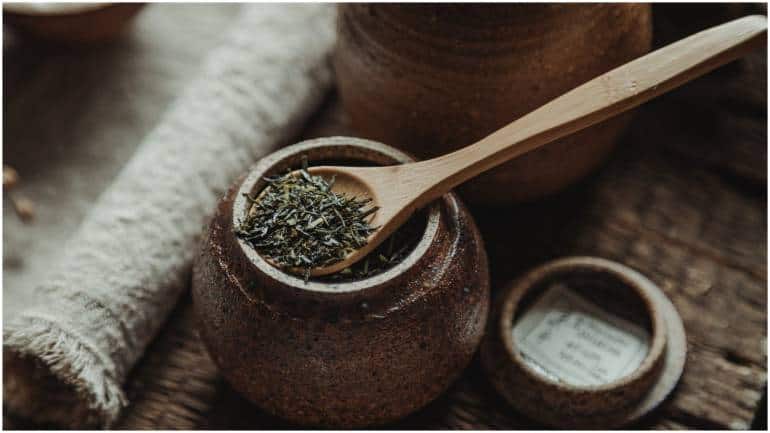 'Cutting chai': Pak minister urges people to reduce tea consumption