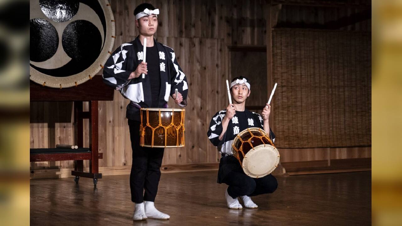 'Straight to your soul': Japan's taiko reinvents drum tradition ...