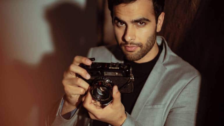 Ankur Rathee: "Hindi films should compete with international and ...