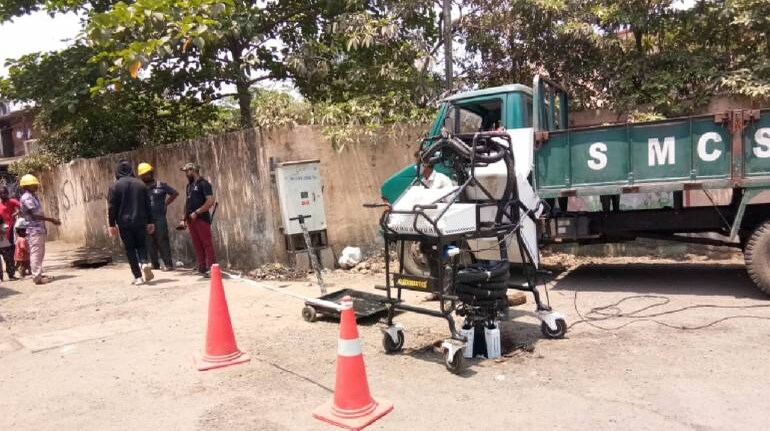 Zoho invests Rs 20 crore in Genrobotics, an Anand Mahindra-backed ...