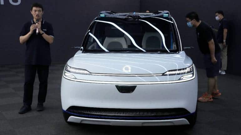 In Pics | Baidu unveils Apollo RT6, its latest autonomous electric vehicle