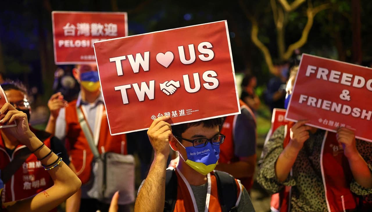 Indian-origin billionaire Arvind Tiku takes British intelligence ...