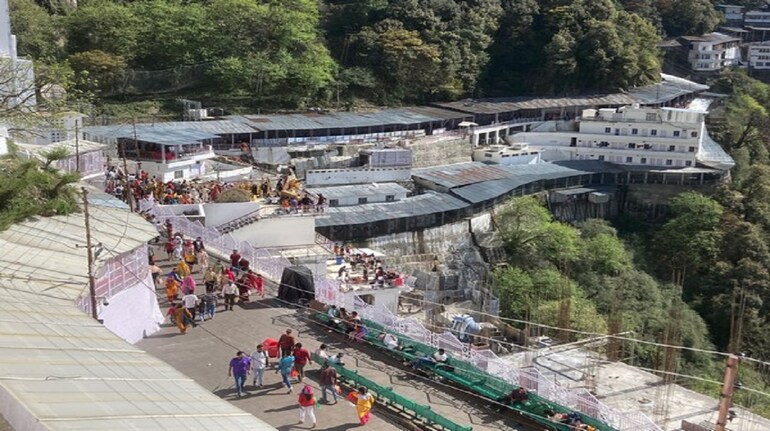 Two women dead, one girl injured in landslide on Vaishno Devi track in ...