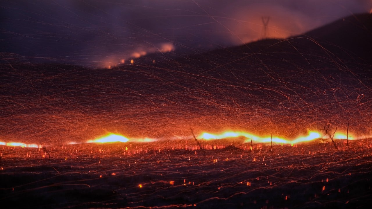 California wildfires prompt evacuations amid heat wave | Moneycontrol News