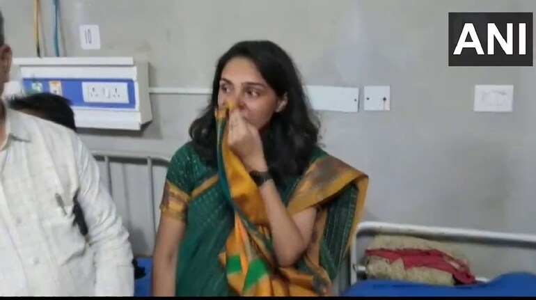 Video: IAS officer Roshan Jacob breaks down on meeting child injured in ...