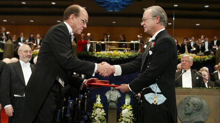 Barry Sharpless: Two-time chemistry Nobel winner joins the ranks of ...