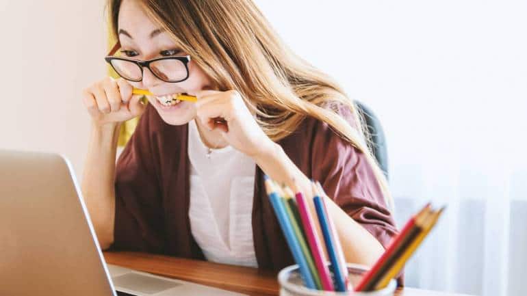 Why is everyone, even tech savvy millennials are falling for job scams ...