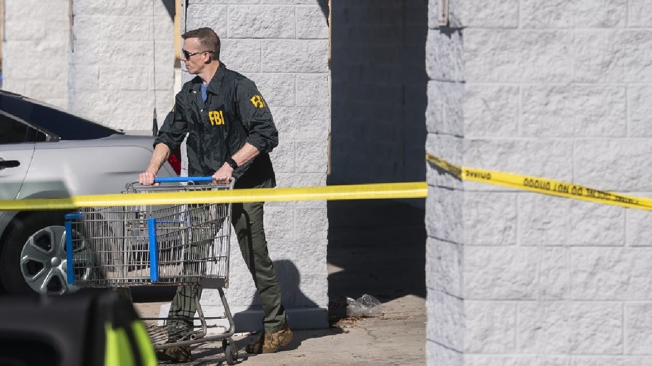In Pics | Walmart manager kills six in latest US mass shooting ...