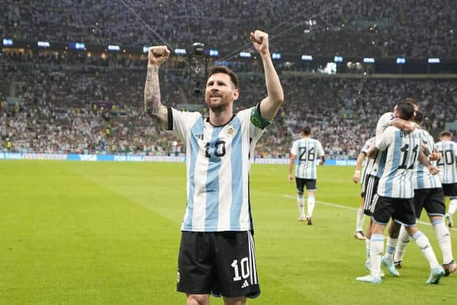 Lionel Messi scores as Argentina beat Mexico 2-0, go up to second spot ...