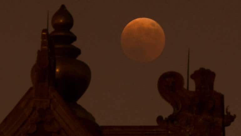 Last Blood Moon lunar eclipse until 2025: Pics from across the world