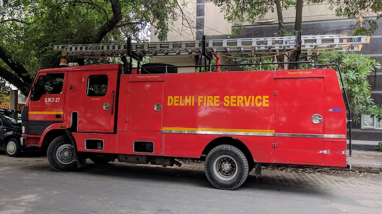 Short staff, ancient equipment challenges before Delhi Fire Service as ...