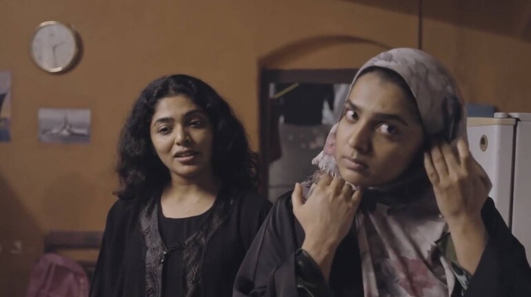 DIFF 2022 | Parvathy and Rima Kallingal's paranormal tryst in ‘Lalanna ...