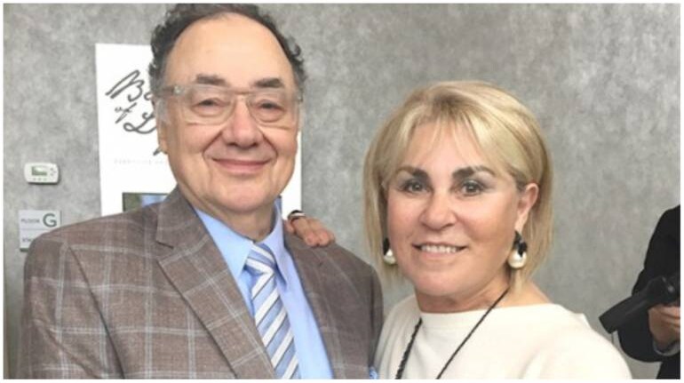 Murdered billionaire couple’s family offers $35 million reward to help ...
