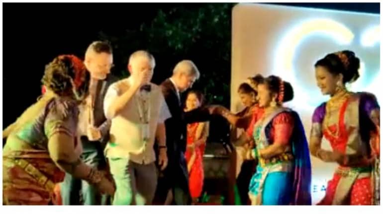 G20 delegates shake a leg with traditional dancers in Mumbai | Watch