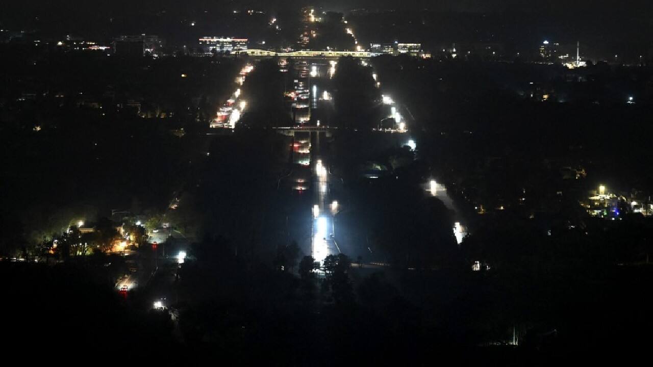 Pakistan power crisis: Electricity restores a day after massive outage ...