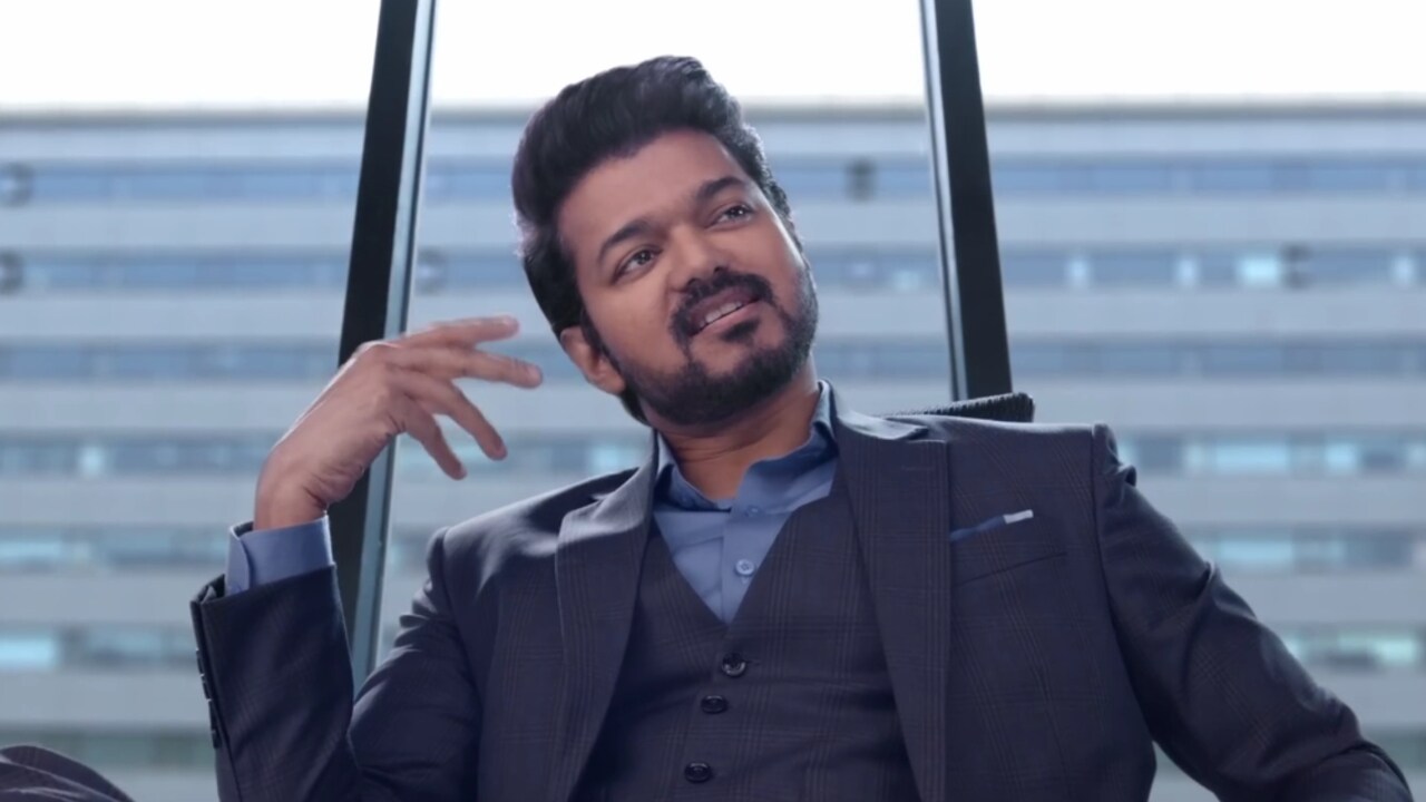 8 movies of Thalapathy Vijay to watch before Jana Nayagan ...
