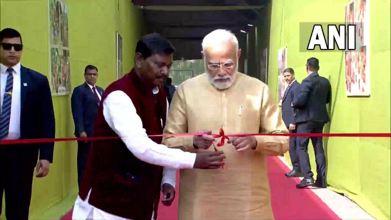 PM Narendra Modi inaugurates National tribal festival ‘Aadi Mahotsav ...