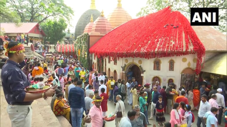 Mamata outshines BJP with Ram Navami celebrations as Lok Sabha campaign heats up